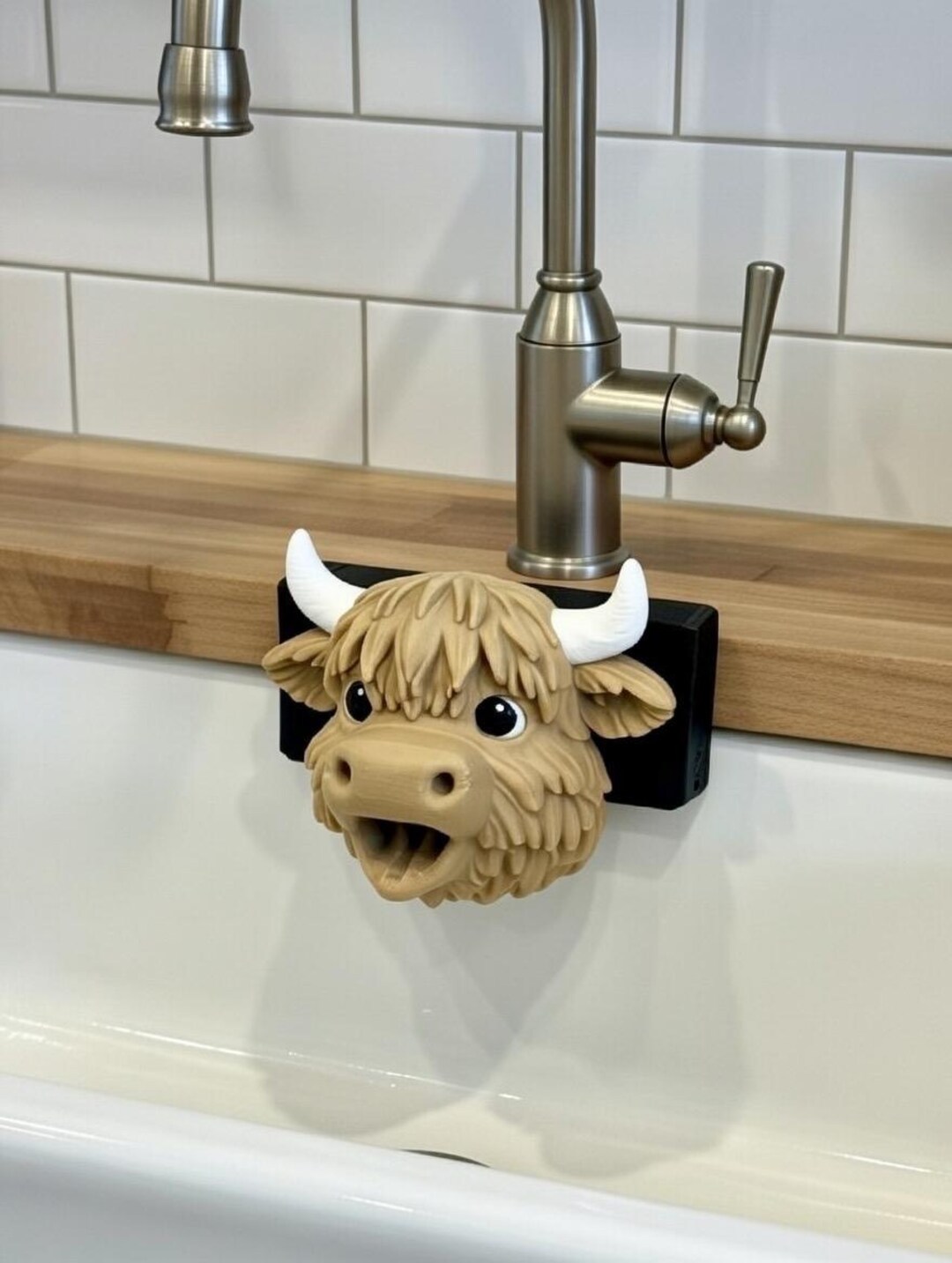 Highland Cow Sponge Holder - Unique Kitchen Accessory With Realistic ...