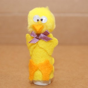 Chick Finger Puppet - Etsy