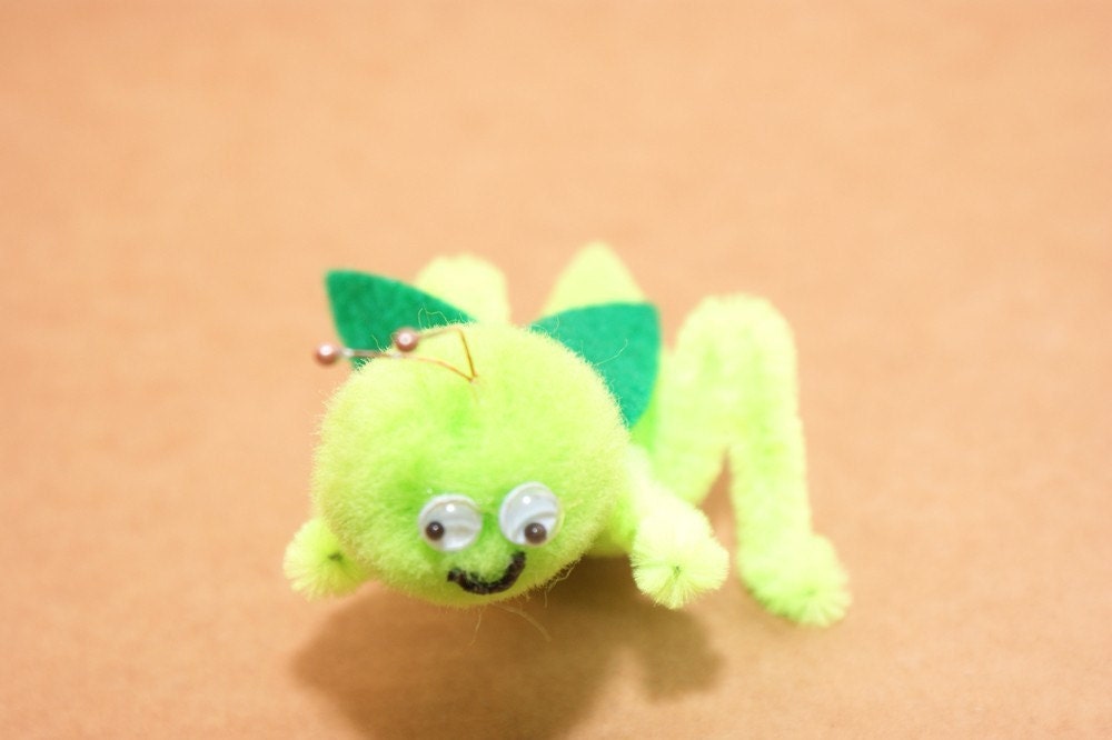 Grasshopper Finger Puppet - Etsy