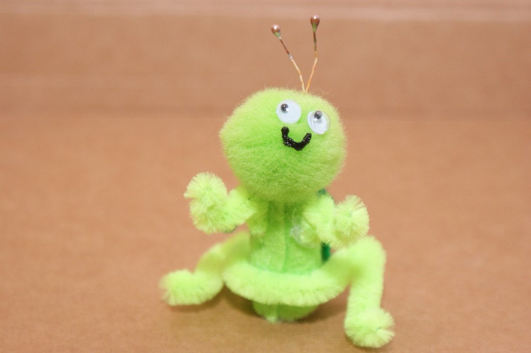 Grasshopper Finger Puppet - Etsy