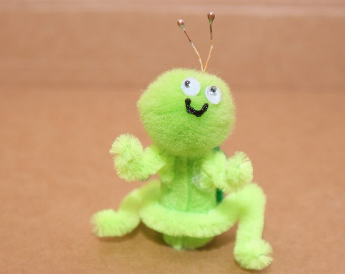 Grasshopper Finger Puppet - Etsy