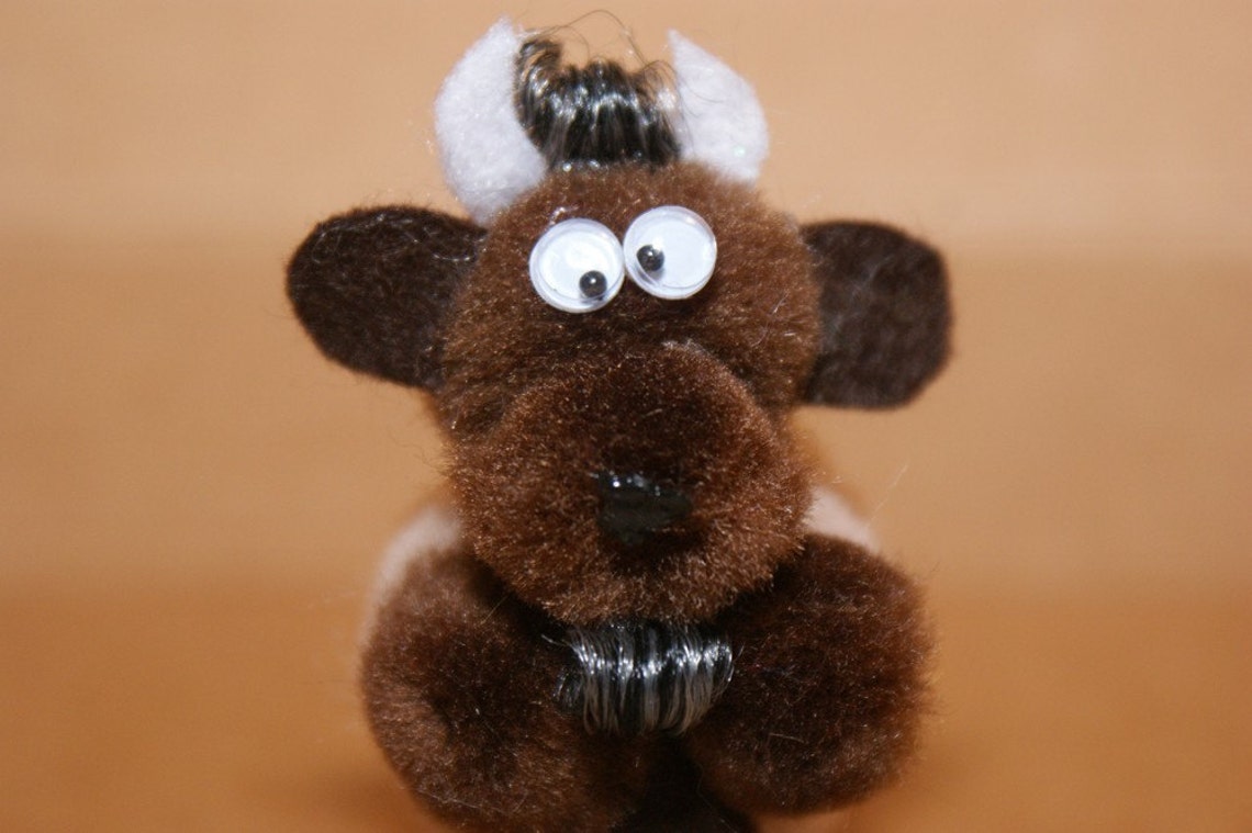 Buffalo Finger Puppet - Etsy
