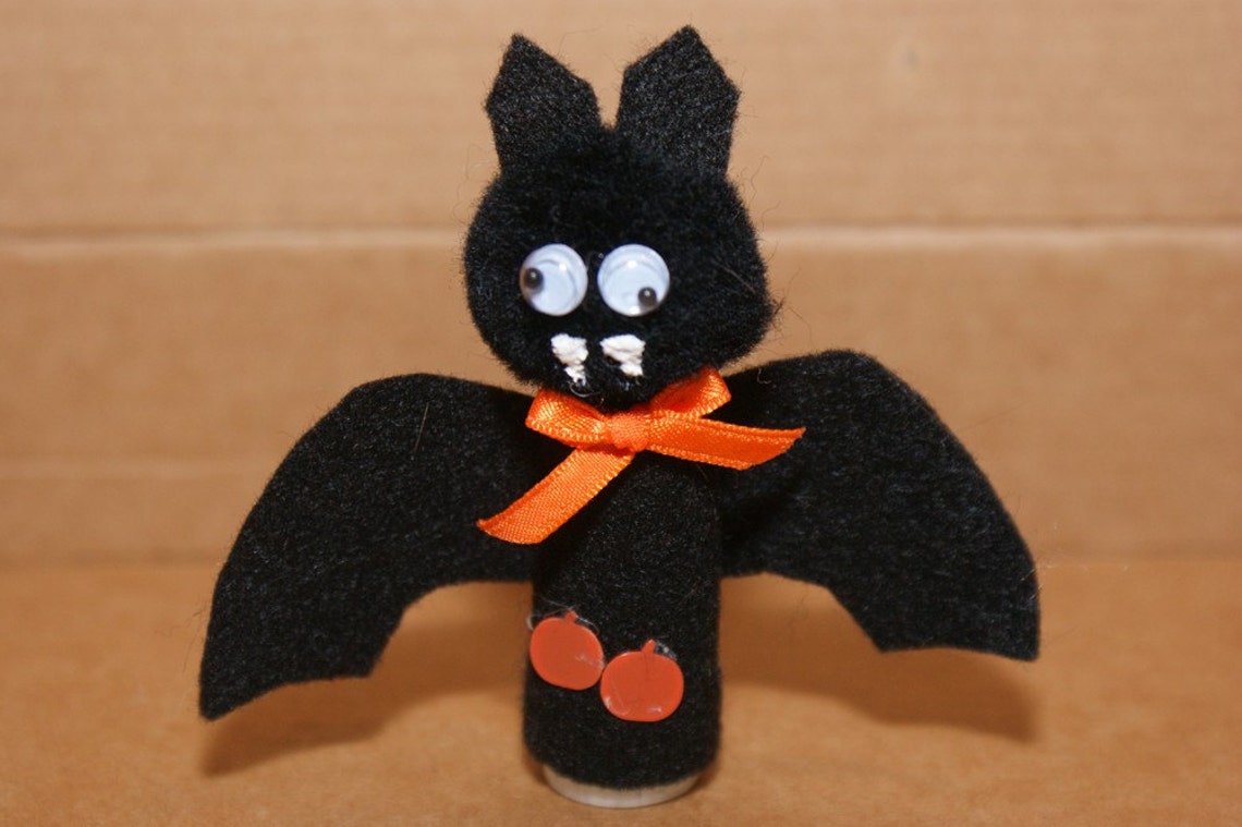 Bat Finger Puppet - Etsy