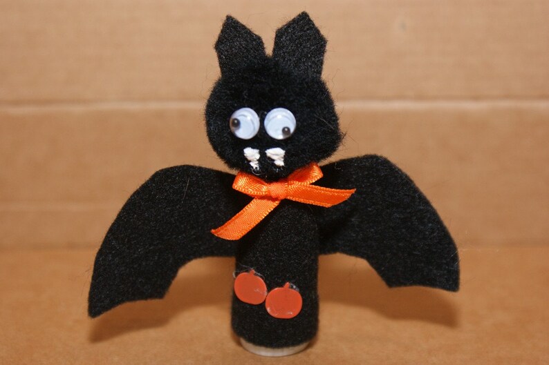 Bat Finger Puppet - Etsy