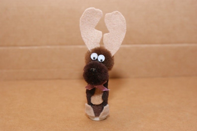 Moose Finger Puppet - Etsy
