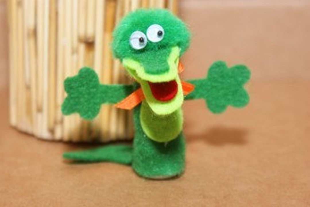 Alligator Finger Puppet - Etsy