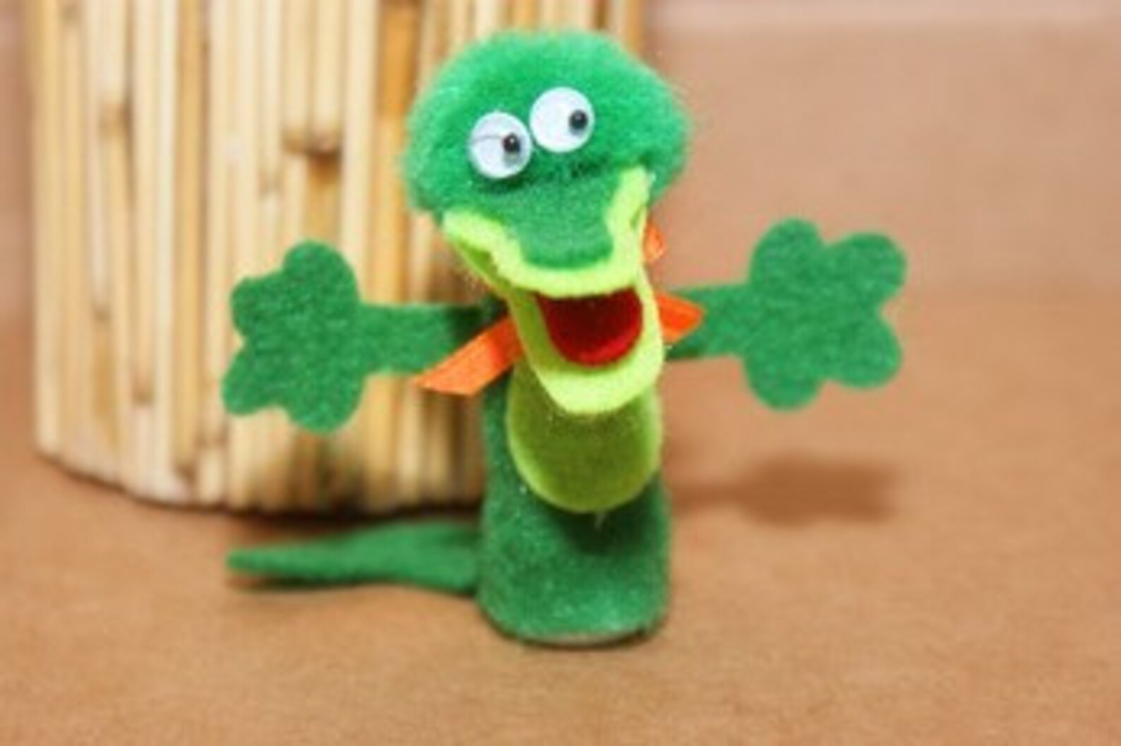 Alligator Finger Puppet - Etsy