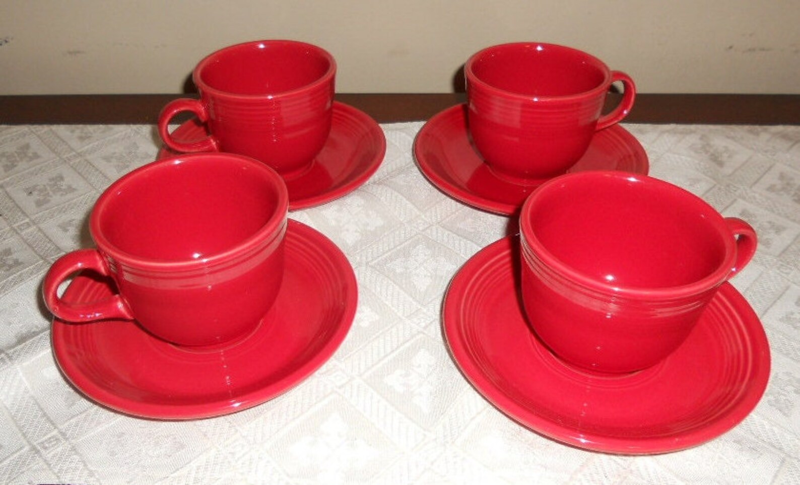 Vintage 8 Piece RED FIESTAWARE Set Cups and Saucers Classic Bright Red ...