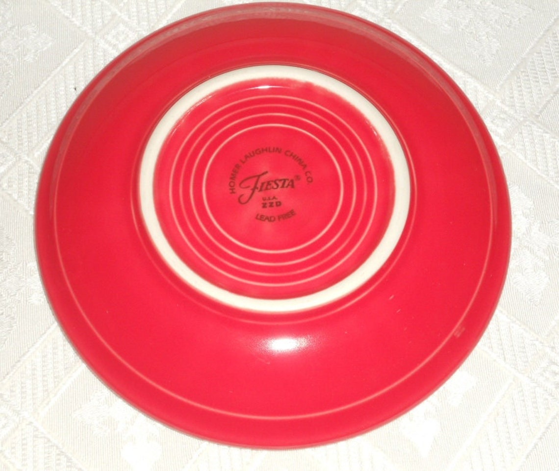 Vintage 8 Piece RED FIESTAWARE Set Cups and Saucers Classic Bright Red ...