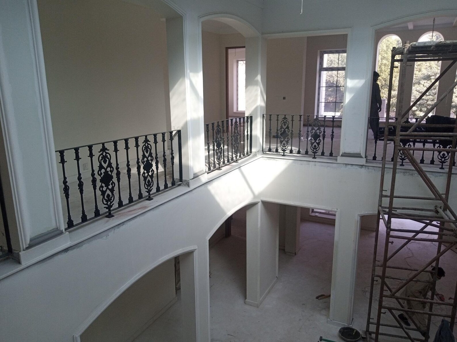 Handmade Cast Aluminum Balcony Railing: Ornamental Terrace Safety Grill ...