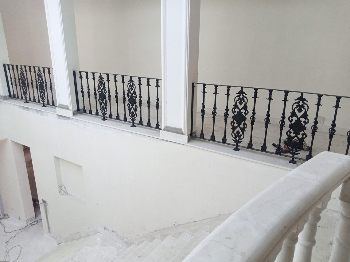 Handmade Cast Aluminum Balcony Railing: Ornamental Terrace Safety Grill ...