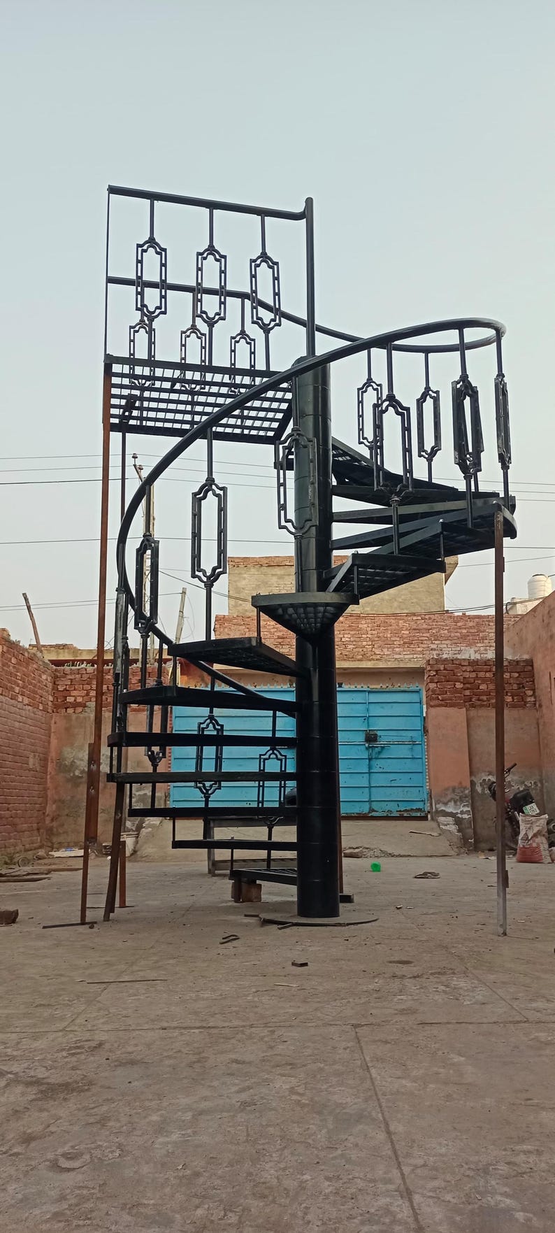 Pre-fab Spiral Staircase - Eliptical Stairs - Bespoke Spiral Stairs ...