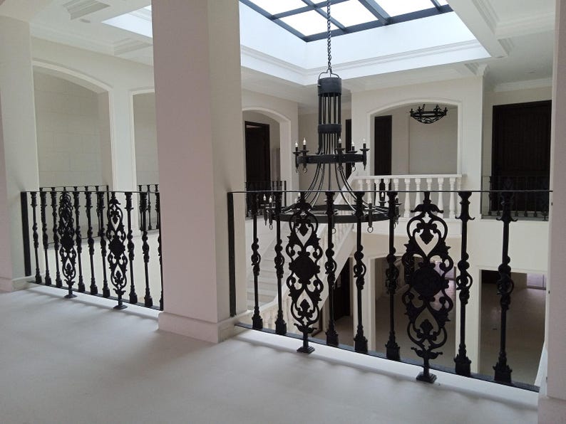 Handmade Cast Aluminum Balcony Railing: Ornamental Terrace Safety Grill ...