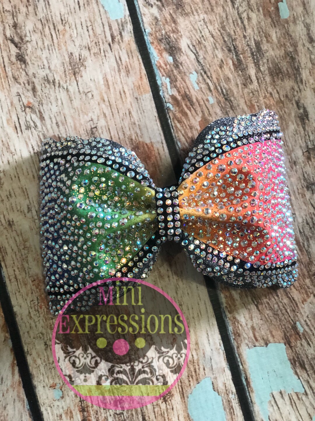 Large Scallop Rainbow Ombré Rhinestone Tailless Cheer Bow Competition ...