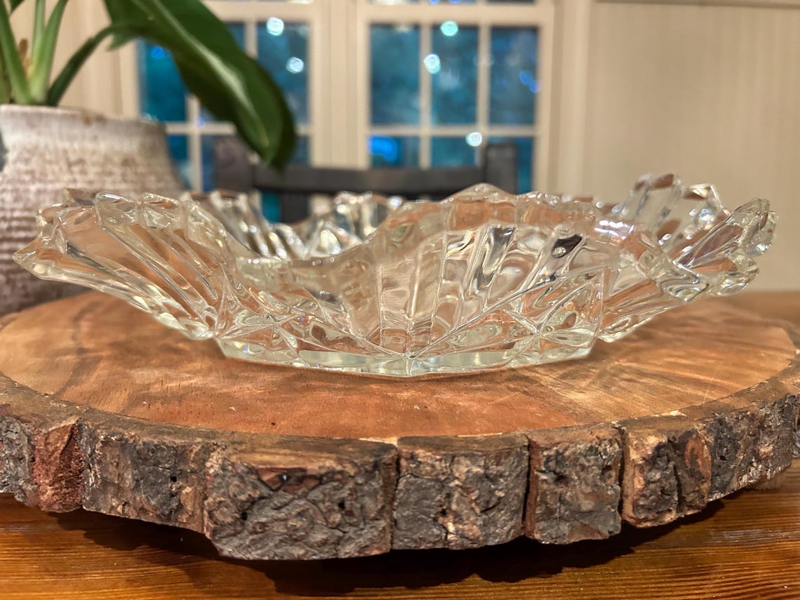 Federal Glass Pioneer Pattern Fruit Bowl With Ruffled Sawtooth Edges 10 ...