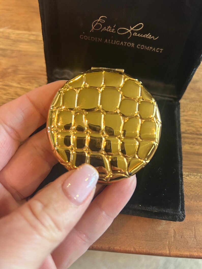 Estee’ Lauder Vintage “golden Alligator Compact” in Original Case ...