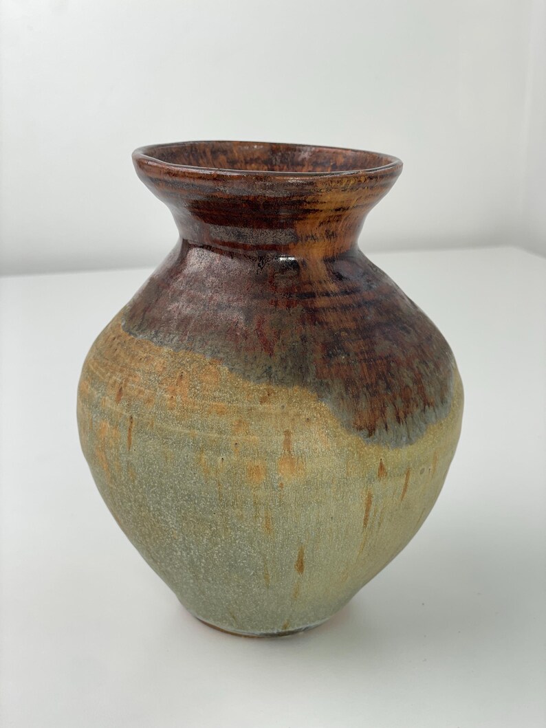 Vintage Pottery Vase. Signed by Artist - Etsy