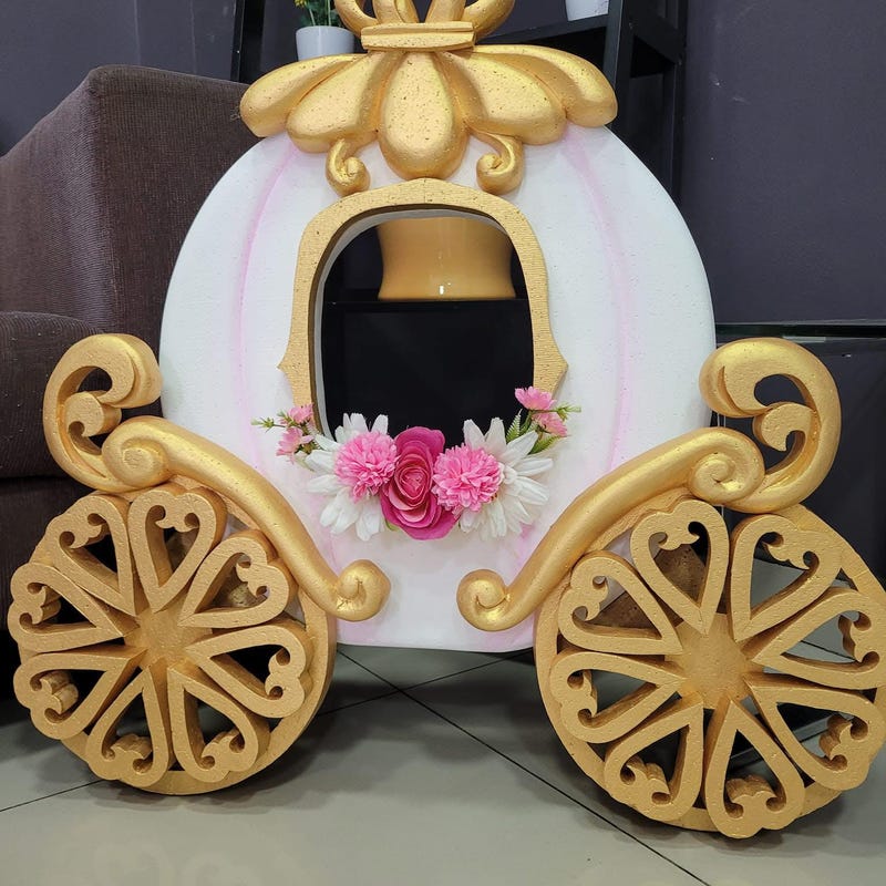 Carriage Prop - Etsy