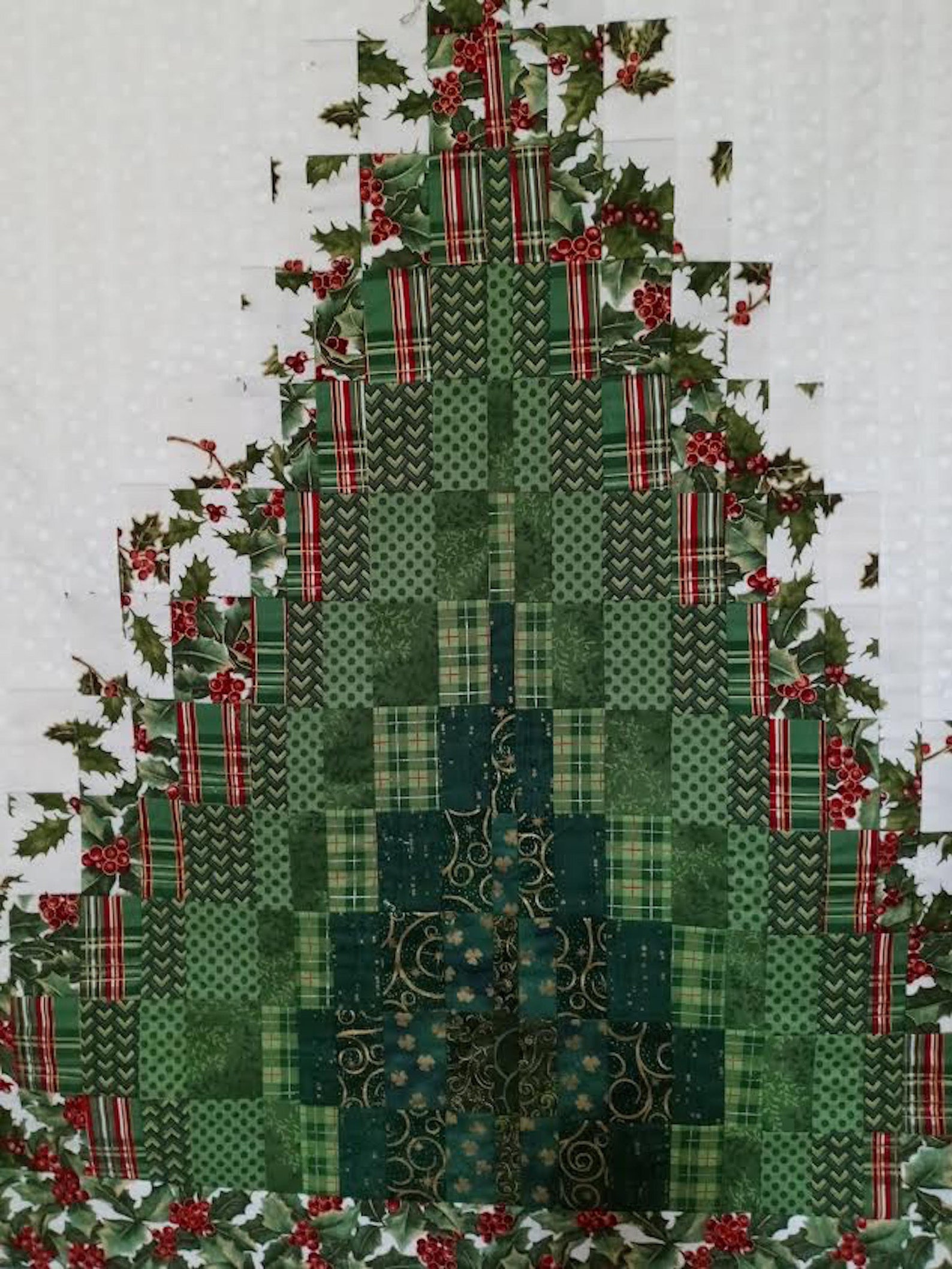 Tree Wall Hanging TOP ONLY Bargello Christmas Tree Quilt Pattern ...