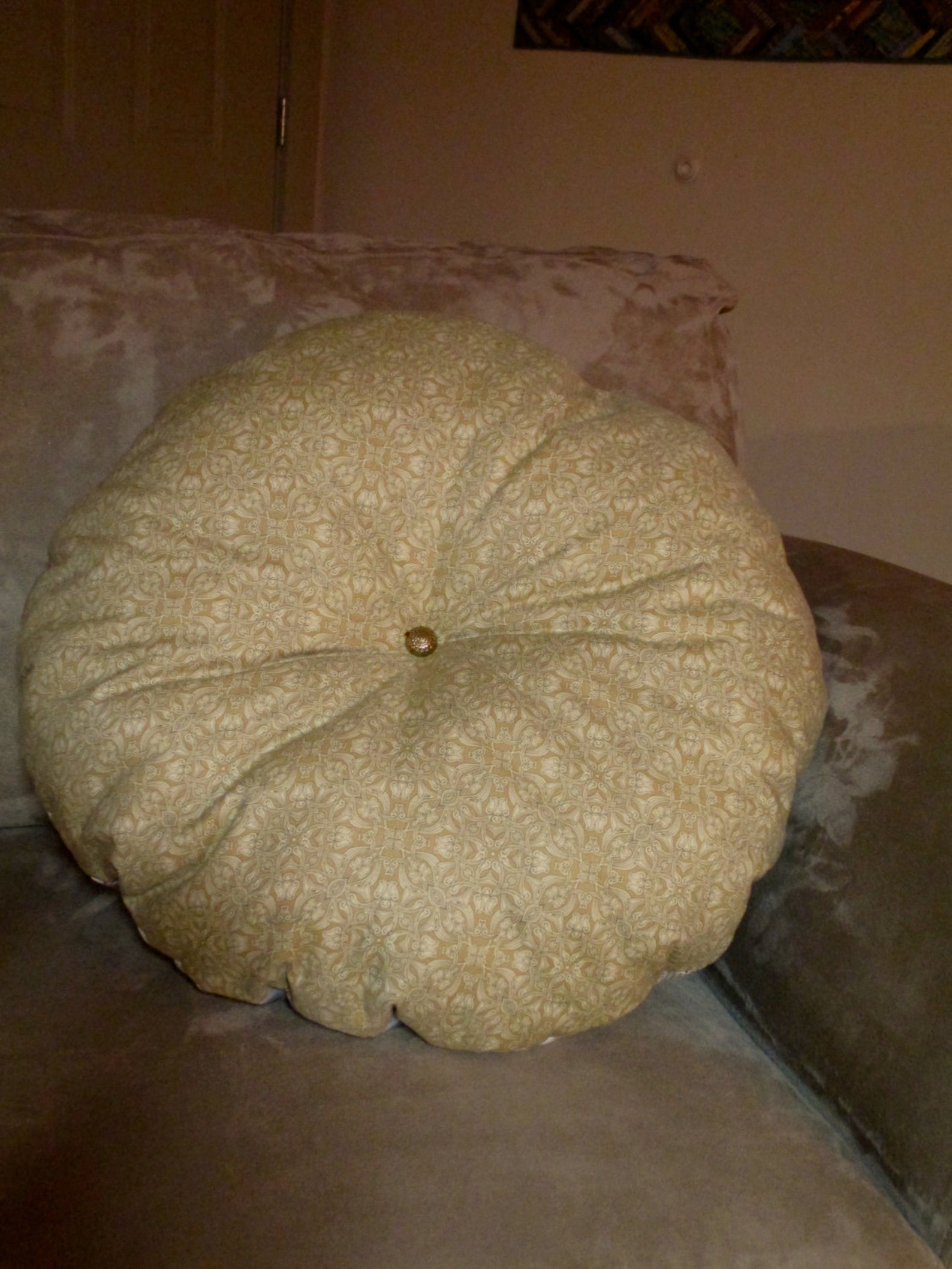 Round Quilted Pillow Large Neutral Color 20 Pillow - Etsy