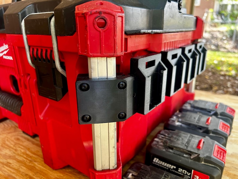 Milwaukee PACKOUT Side Mounted Battery Holder: Fits Dewalt, Ryobi ...