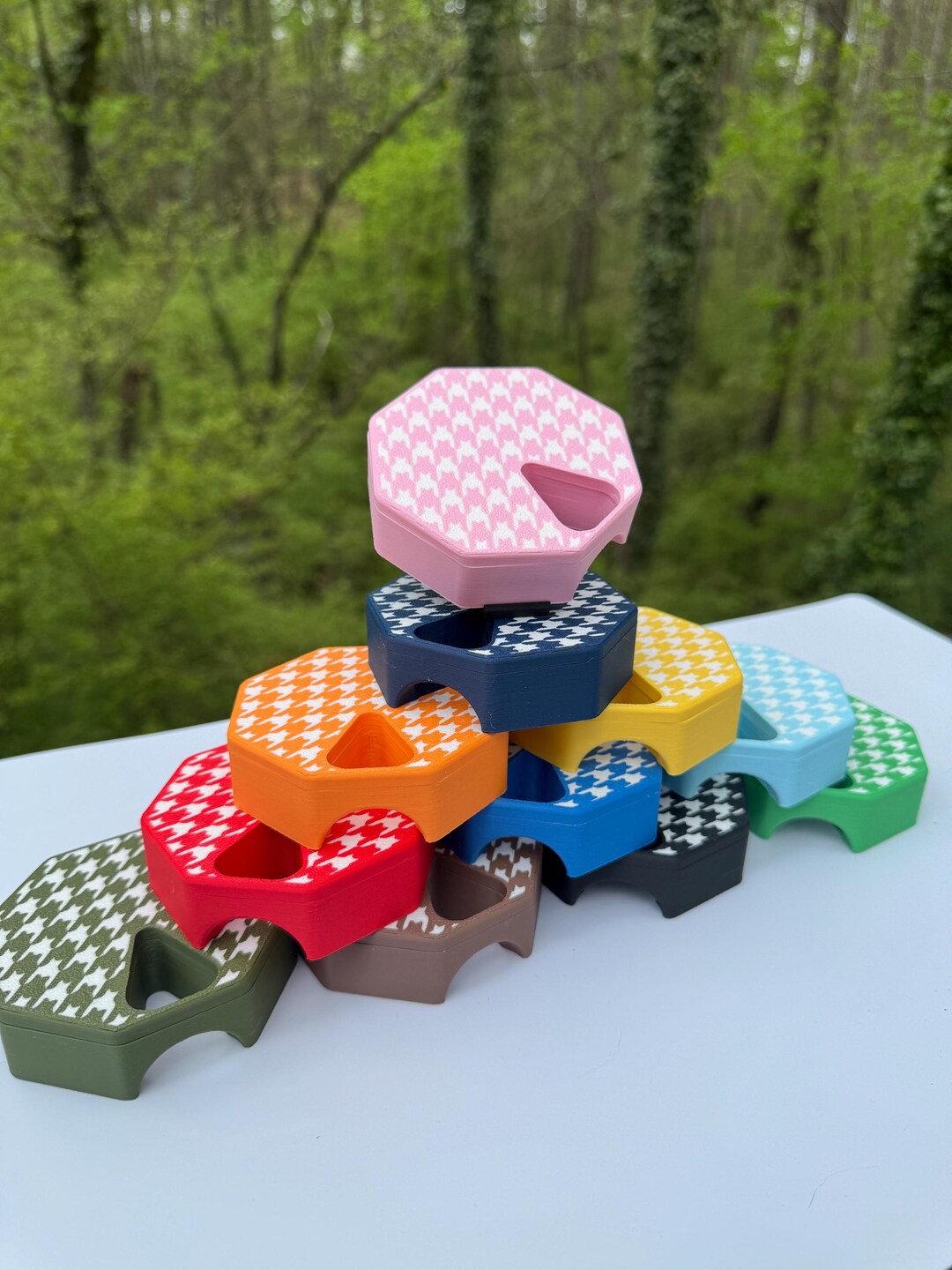 7 Day Pill Case - Classic Houndstooth Design - Satisfying Magnetic ...