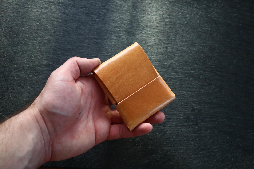 Minimalist Leather Wallet --- EDC Stitchless Card Holder, Travel Wallet ...