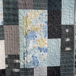 Shizuka 2022 Grey-blue Colourway Quilt Pattern, Contemporary Quilt ...