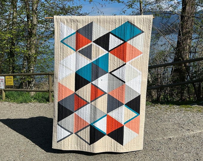 Yama to Kawa Quilt Pattern Contemporary Throw Quilt, Modern Quilt, Bed ...