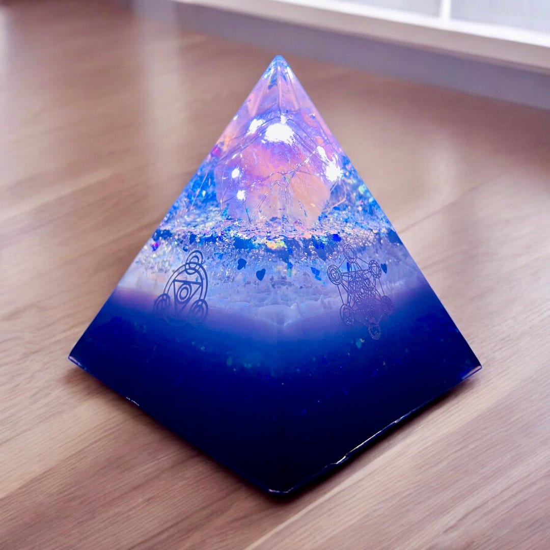 Light up Pyramid Euphoria - Etsy