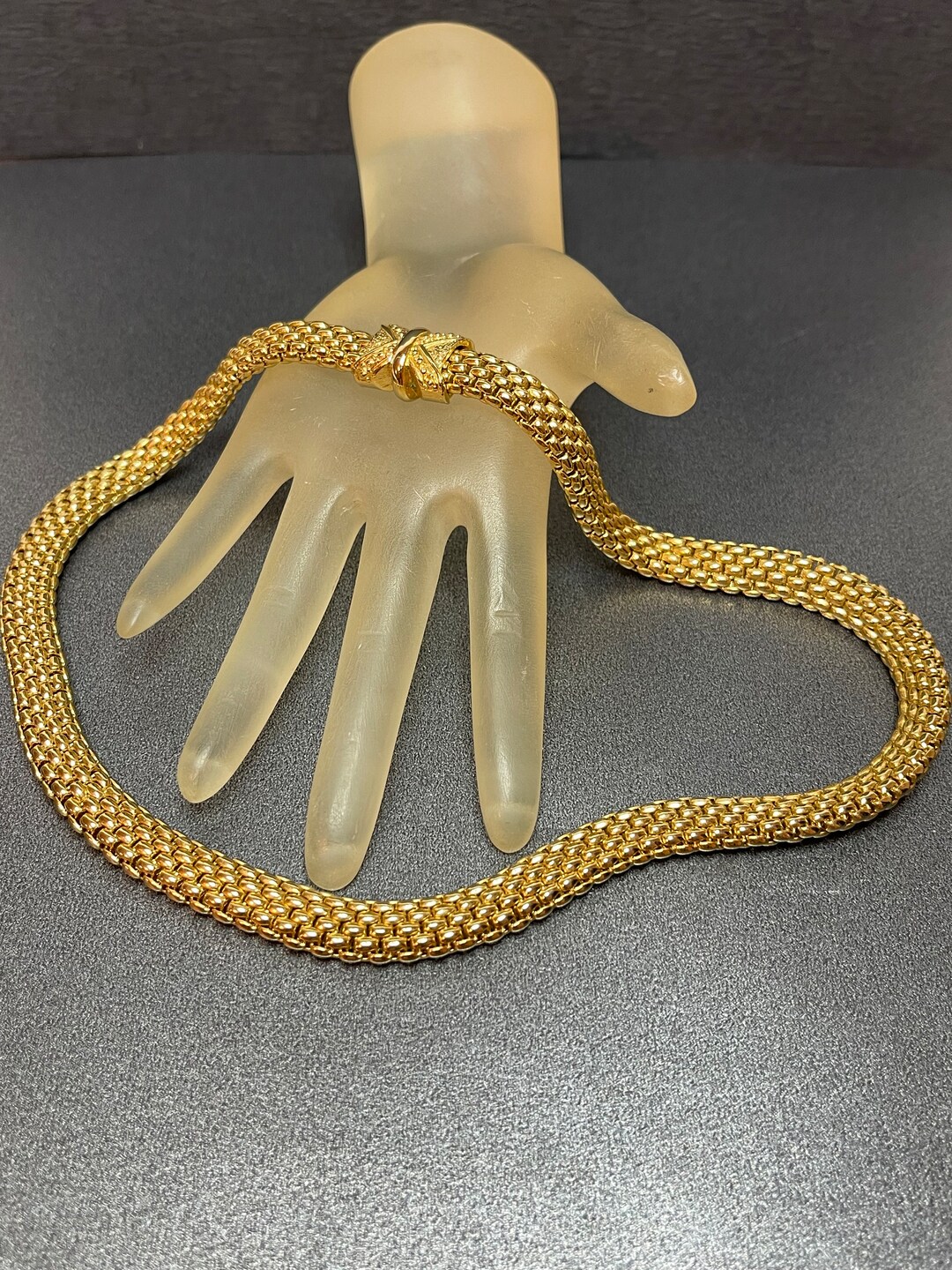 Vintage Gold Mesh Choker Necklace With Decorative Magnet Clasp 18 ...