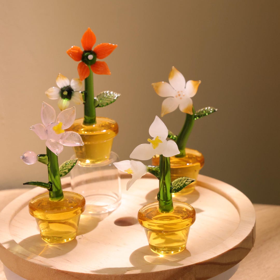 Glass Flower Figurine, Handmade Glass Plant, Hand Blown Spring Flower ...