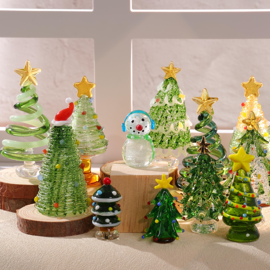 Handmade Christmas Glass Sculptures, Glass Christmas Tree Figurines ...