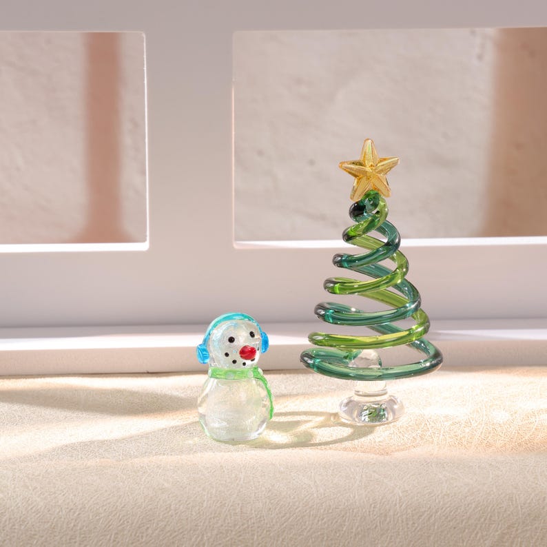 Handmade Christmas Glass Sculptures, Glass Christmas Tree Figurines ...