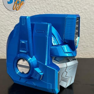 Optimus Prime Vault – MTG Commander Deck Box | Transformers Tribute ...