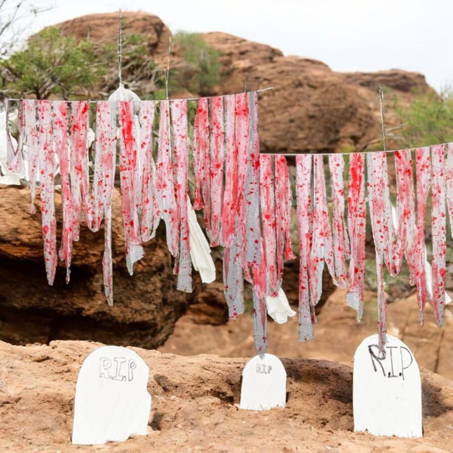 82ft Bloody Halloween Gauze Cloth – Extra Long Scary Fabric for Haunted ...