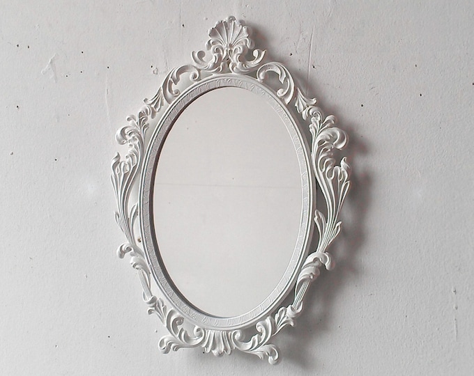 White Wall Mirror in Vintage Oval Frame 9 by 7 Inches - Etsy