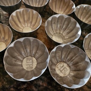 Set of 16 Small Vintage Tin, Fluted Pastry or Tart Molds, JELL-O Brand ...