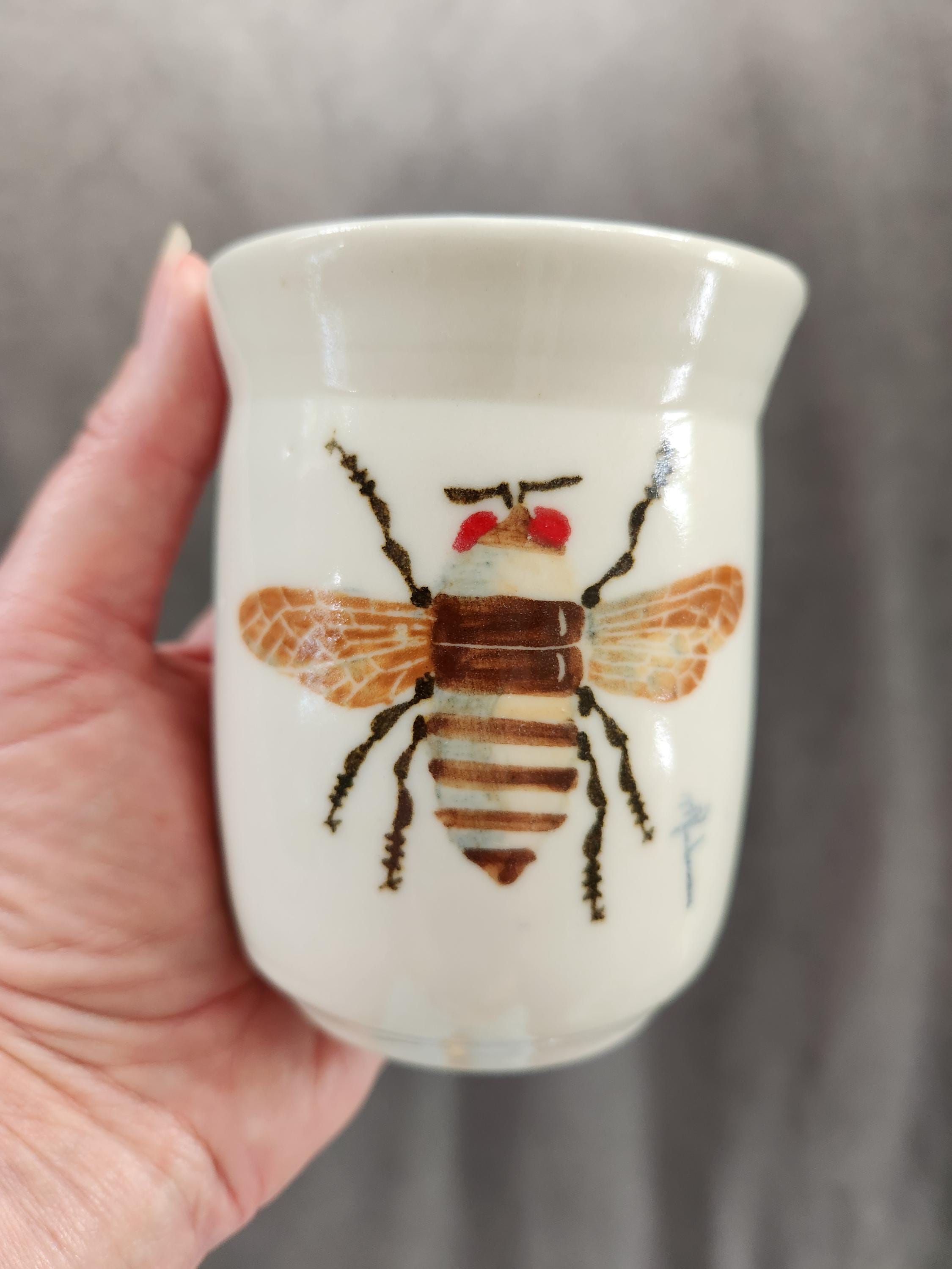 Handcrafted Pottery Coffee Mug With Bee Motif - Etsy
