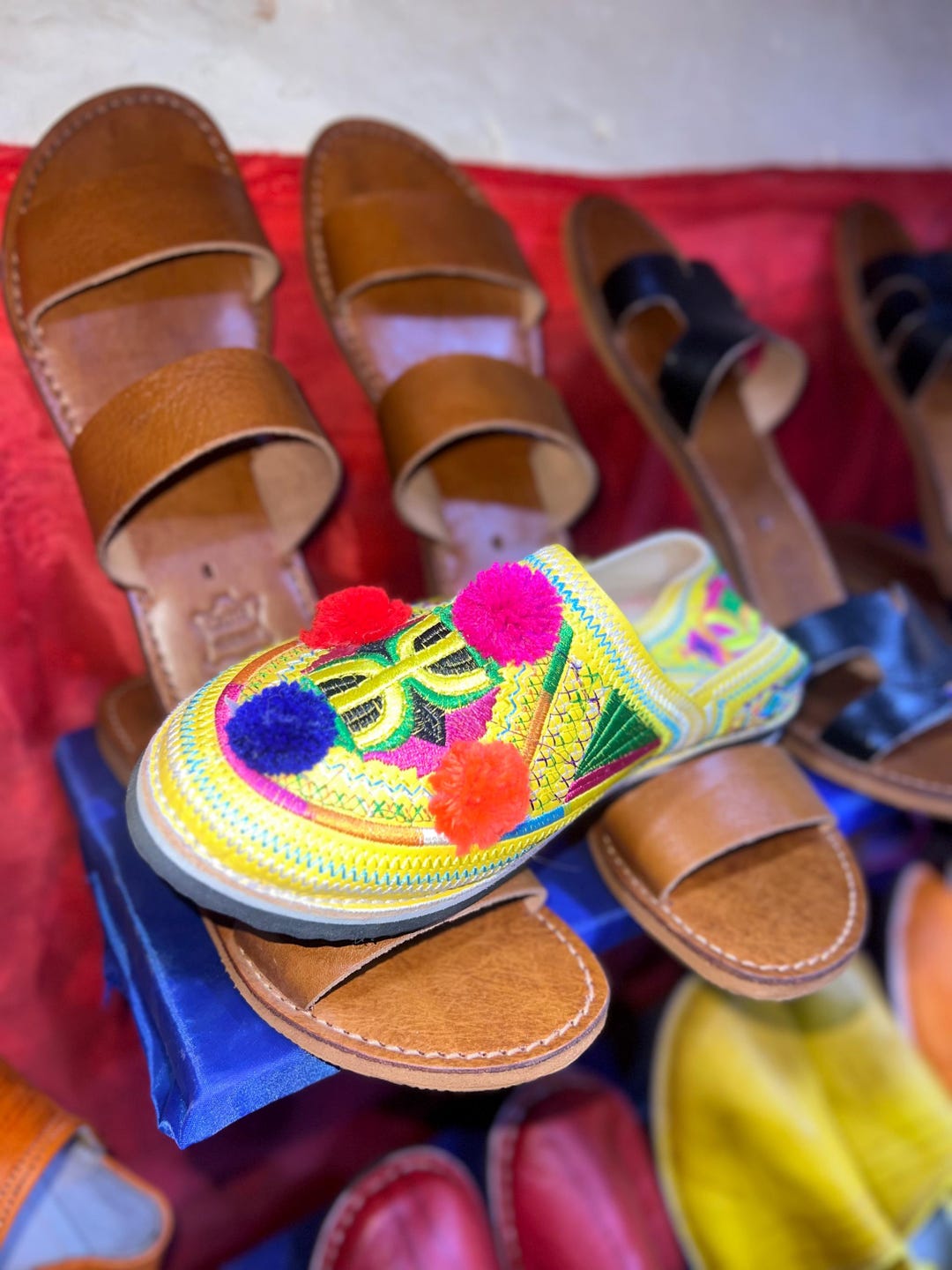 Womens Moroccan Leather Babouche & Colorful Artisanal Embroidery ...