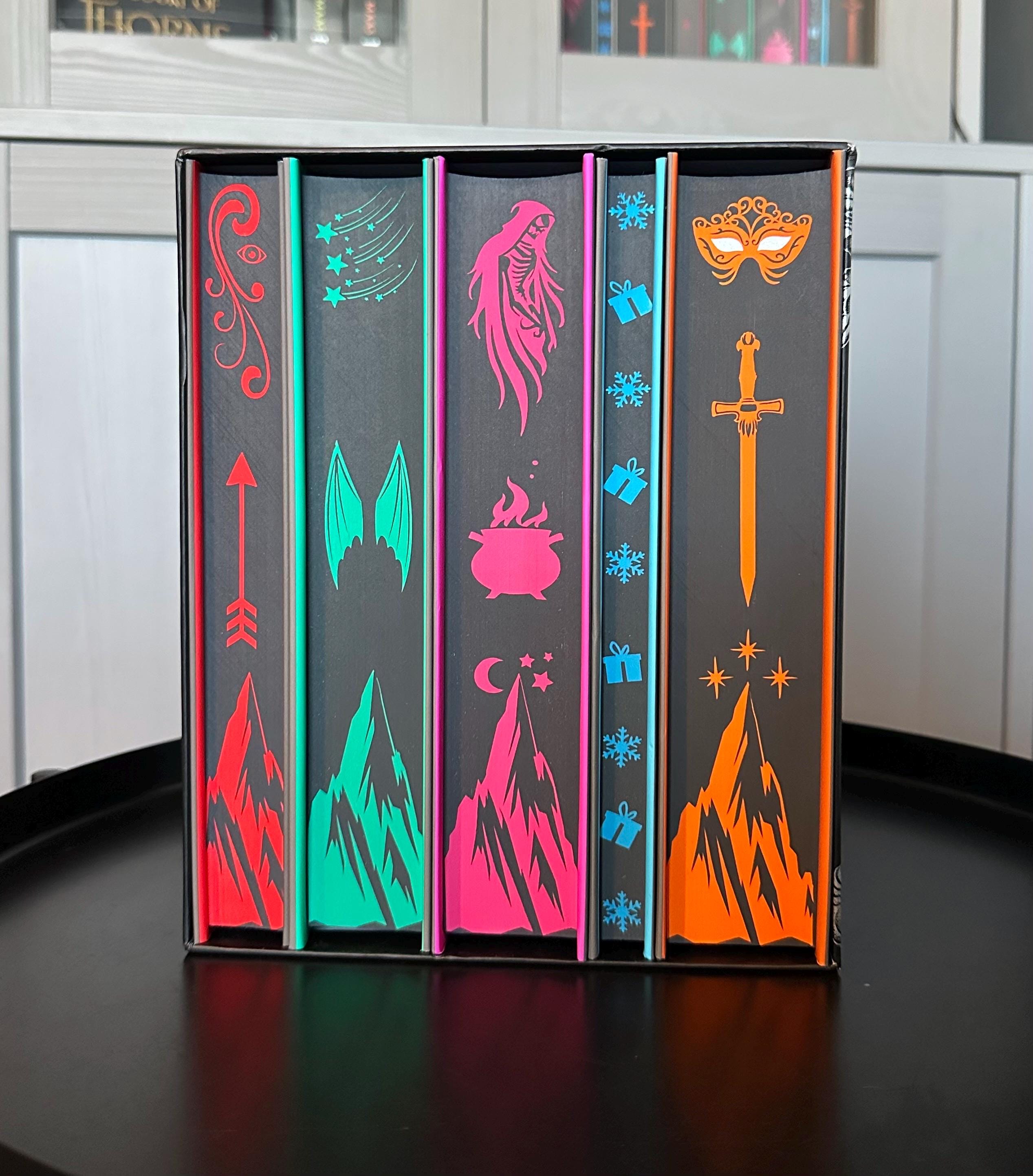 ACOTAR UK Hardback Box Set by Sarah J Maas With Custom Sprayed Edges - Etsy
