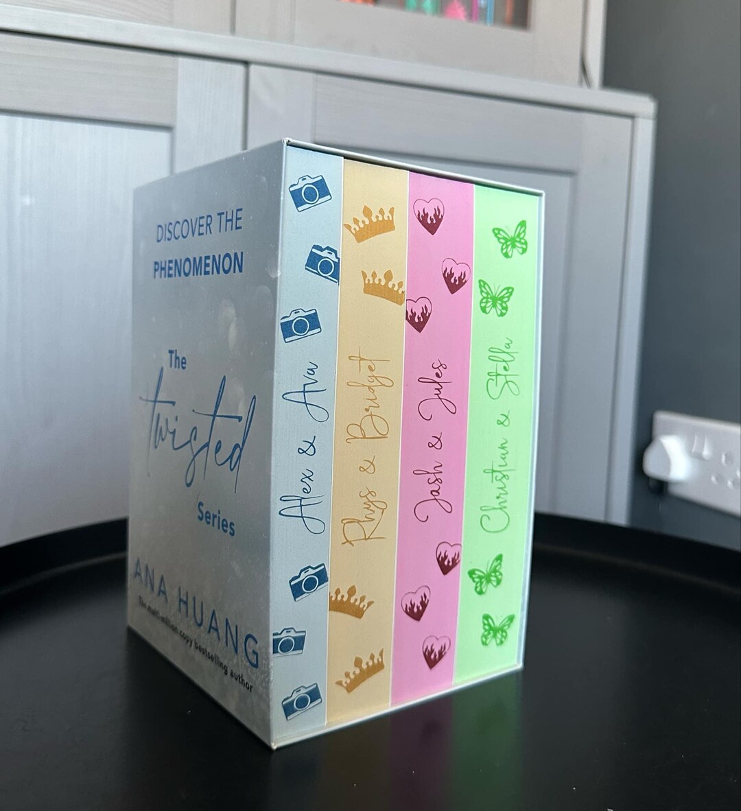 The Twisted Series by Ana Huang: Hand-sprayed Edges UK Paperbacks - Etsy