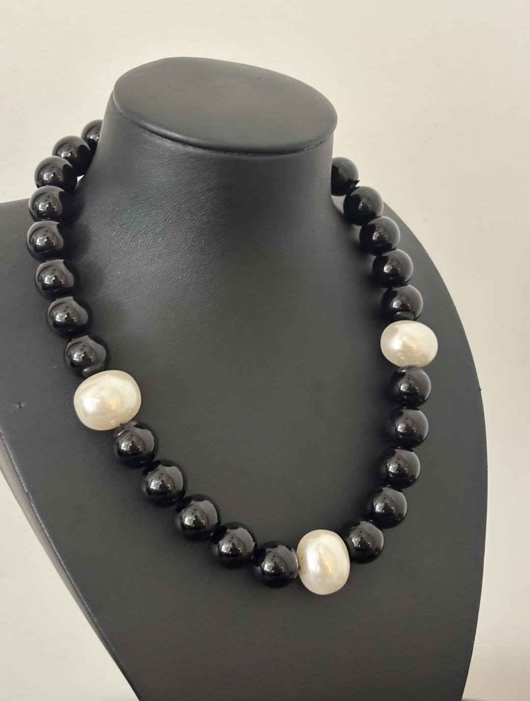 Black Onyx & Shell Pearl Necklace | 17" Elegant Contrast Statement - Etsy