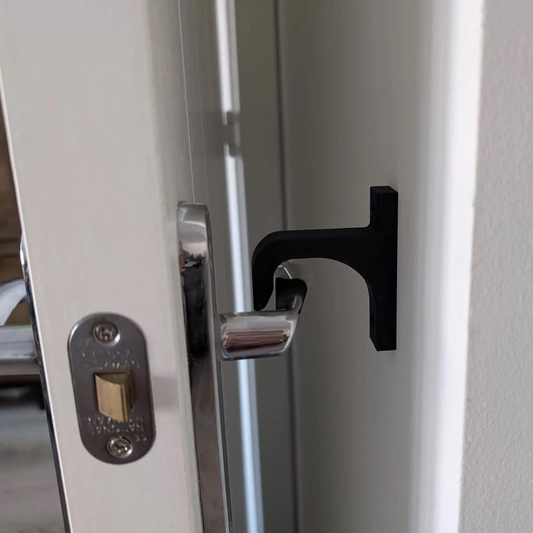 Universal Door Handle Hook, Stay - Wall Mounted Door Holder (white ...