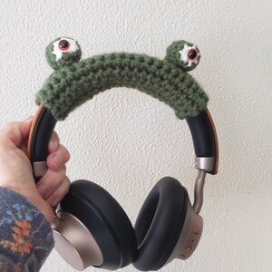 Crochet Frog Headphone Cover - Etsy