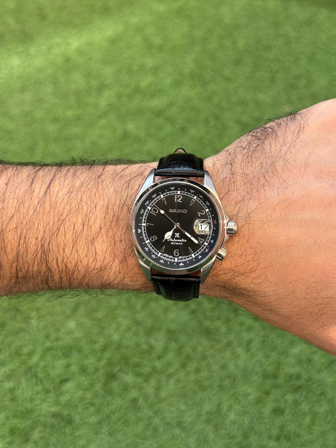 Seiko Alpinist Automatic Mod Watch: Black Dial, 20 Bar, Japan Made - Etsy