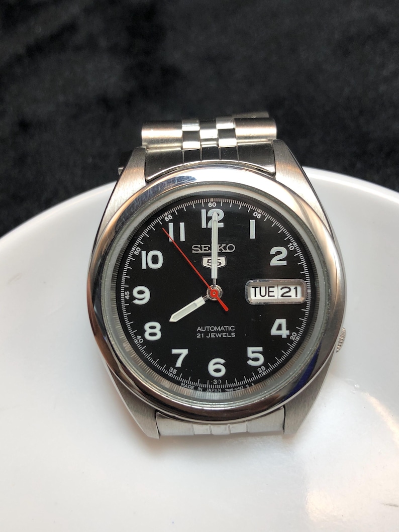 Seiko 5 Automatic Watch: 7S26C0 - Japan Made - Black Dial - Etsy