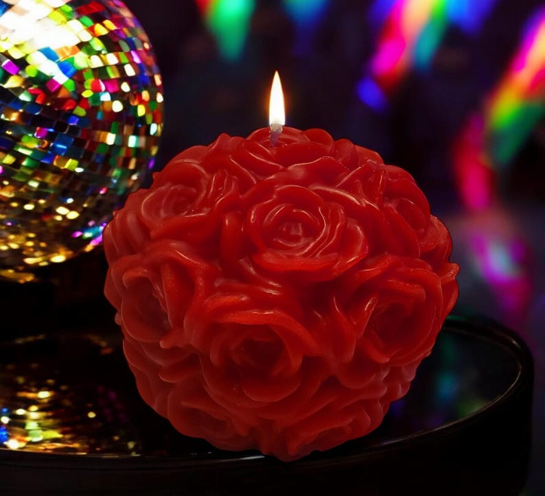 This Huge Glowtastic 6x6 Rose Ball Centerpiece/conversation Piece Will ...