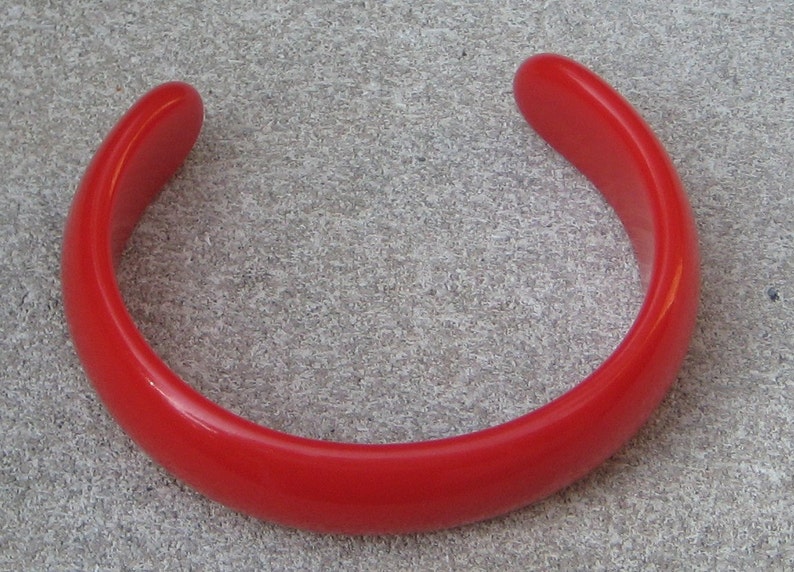 Sale Sale Wanna Bite of My Candy Apple Red Bakelite Cuff Bracelet - Etsy