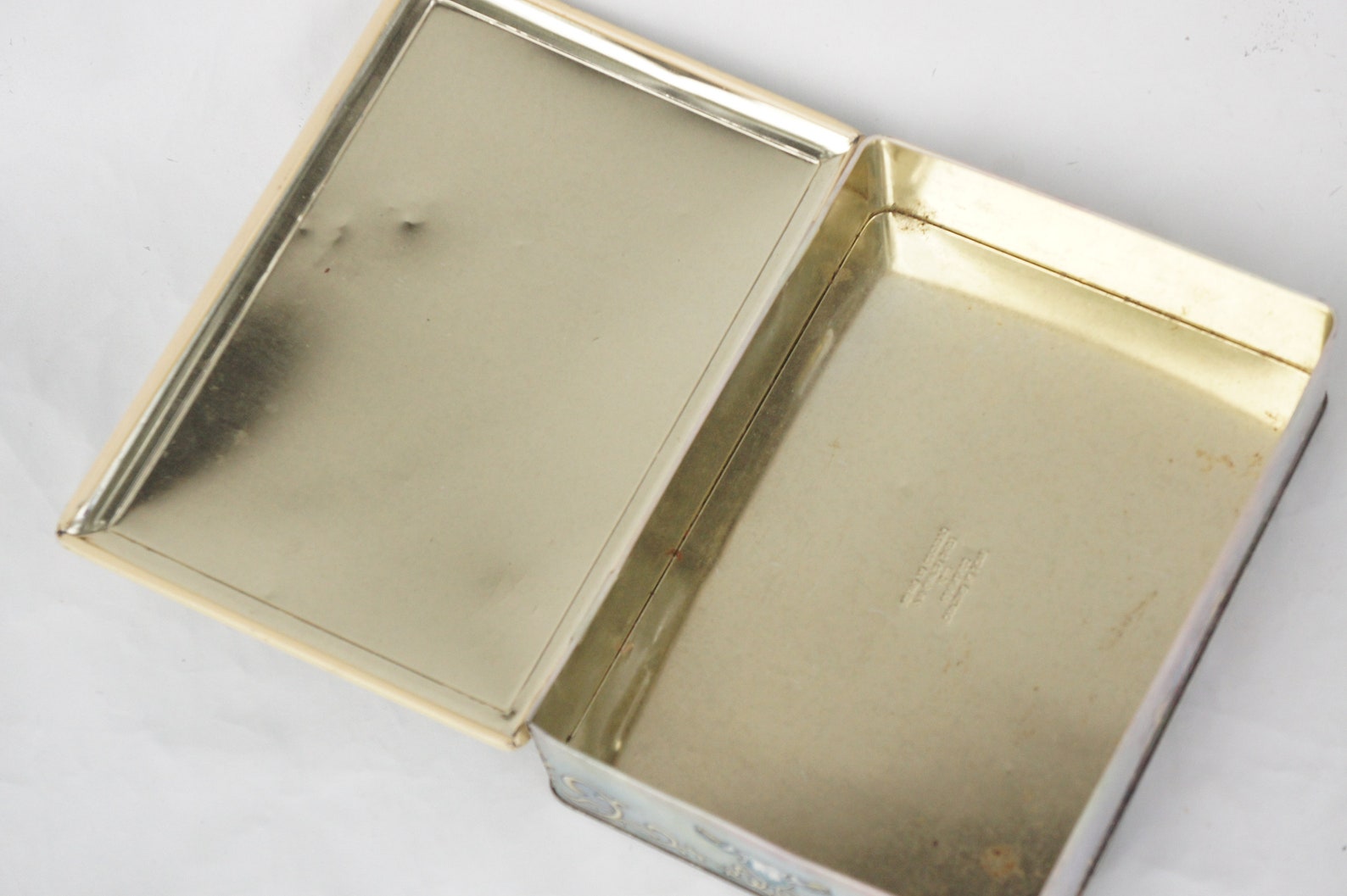 Vintage 50s-60s Tin Box by Daher New York/retro/mid | Etsy